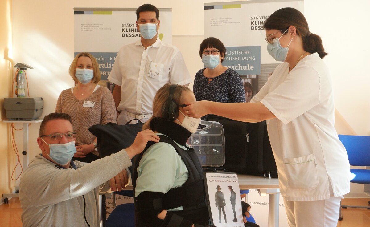 Mit GERT in Minuten altern - Städtisches Klinikum Dessau